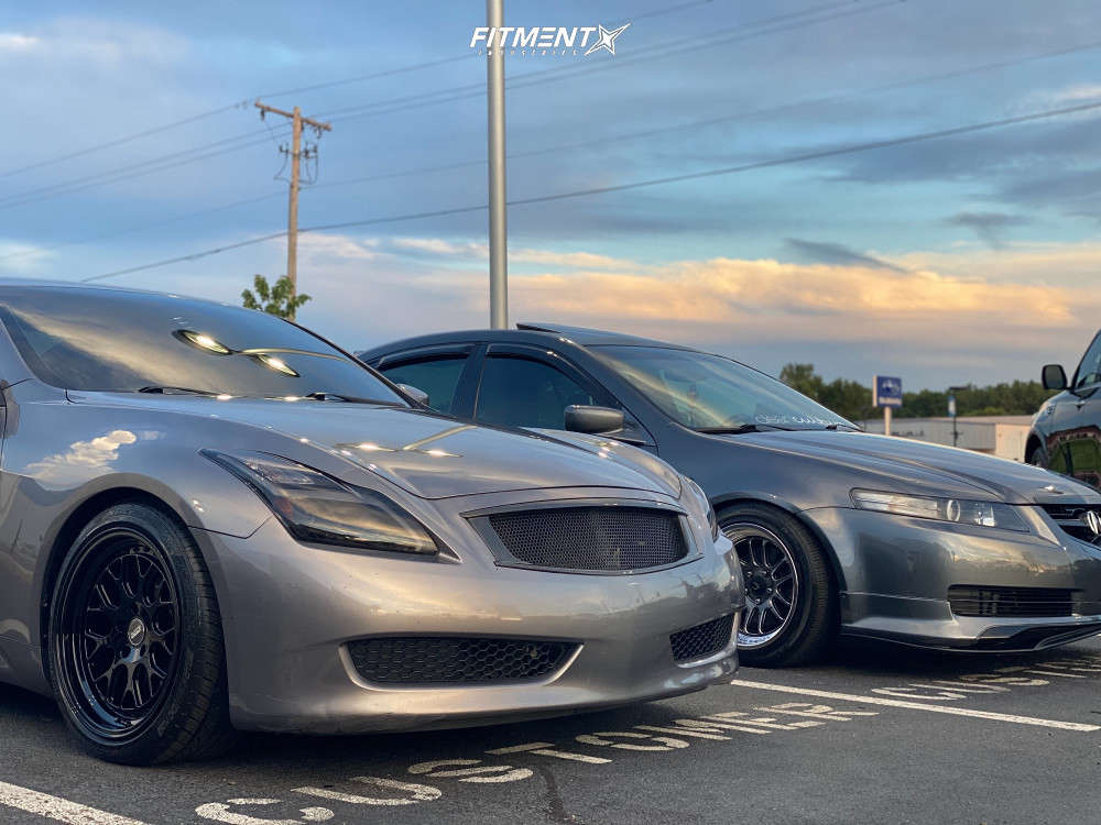 2009 INFINITI G37 X with 18x9.5 ESR Cs1 and Vercelli 245x40 on ...