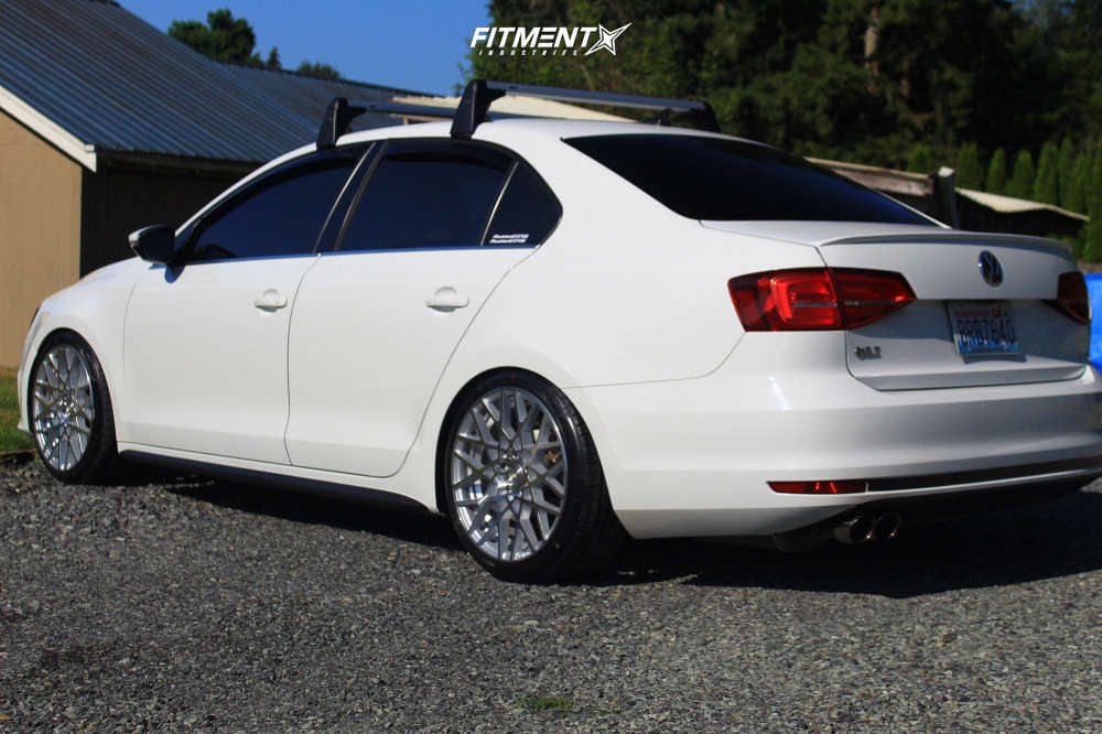 2015 Volkswagen Jetta GLI SE with 18x8.5 Rotiform Blq and Nankang ...