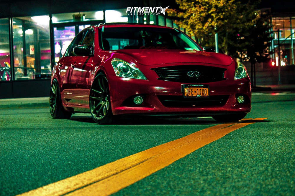 2011 INFINITI G37 X with 19x10.5 ESR Sr08 and Atlas 255x35 on Coilovers ...