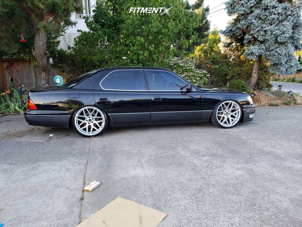 1999 Lexus LS400 Base with 20x10 Ground Force Gf9 and Lionhart 245x35 ...
