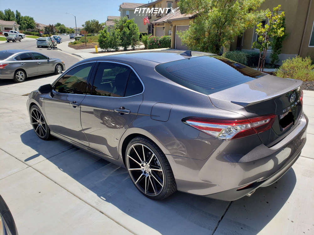 2019 Toyota Camry Hybrid XLE with 20x9 Verde Quantum and Vogue 245x35 ...