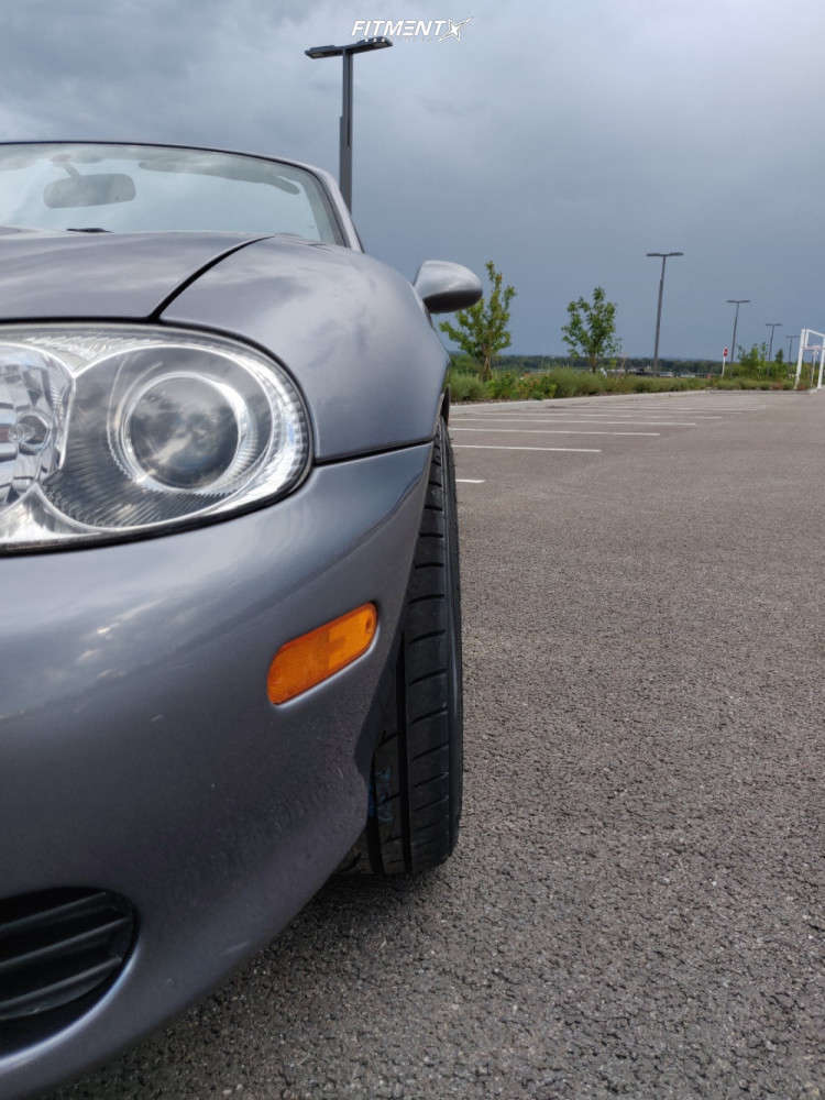 2002 Mazda MX-5 Miata Base with 16x8 Japan Racing Jr29 and Toyo Tires ...