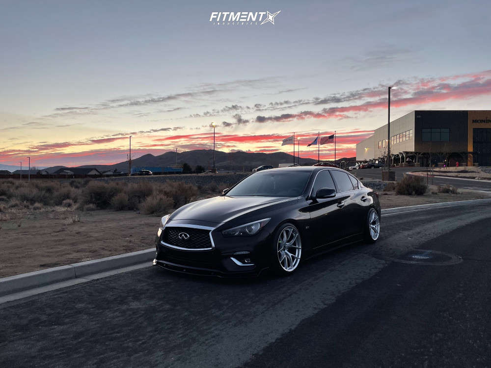 2018 INFINITI Q50 Luxe with 19x10.5 ESR Rf2 and Sailun 255x45 on ...