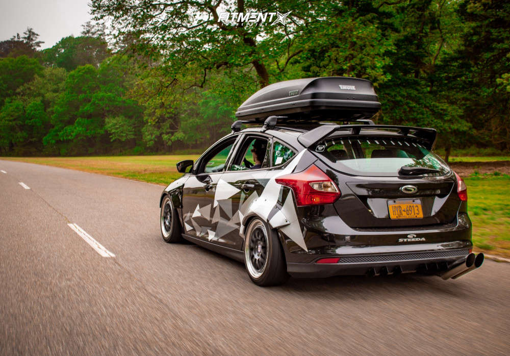 2013 Ford Focus SE with 17x7 HRE 540r and Cooper 215x45 on Coilovers ...