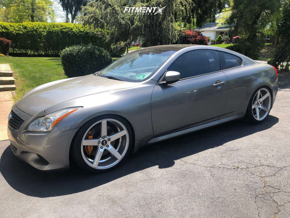 2008 INFINITI G37 Sport with 20x9 STR 607 and General 245x35 on ...