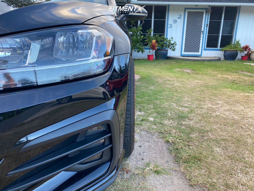 2020 Volkswagen GTI S with 18x9 STR 601 and Bridgestone 225x40 on ...