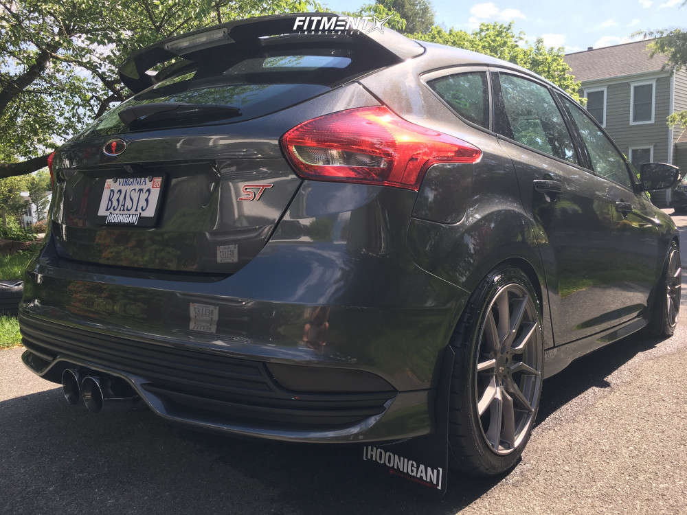2017 Ford Focus ST with 18x8.5 Option Lab R716 and Nitto 235x40 on ...