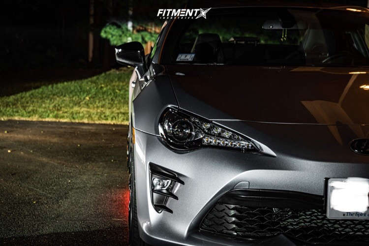 2018 Toyota 86 GT with 18x8.5 Enkei Raijin and Federal 225x40 on Stock ...