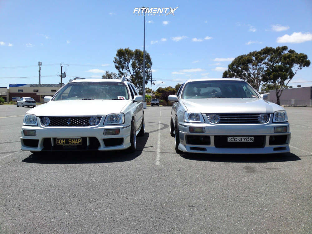 2000 Nissan C34 Stagea RS-FOUR-S with 18x9.5 Speedy Cheetah and ...