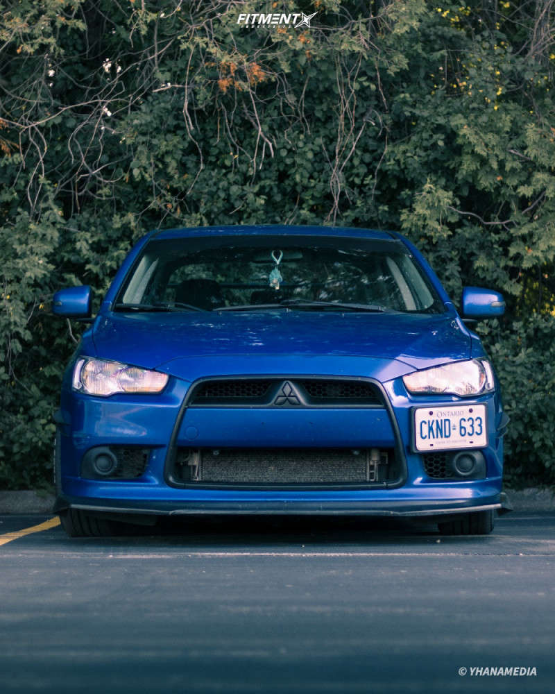2015 Mitsubishi Lancer ES with 18x8 OZ Racing Superleggera and Pirelli ...