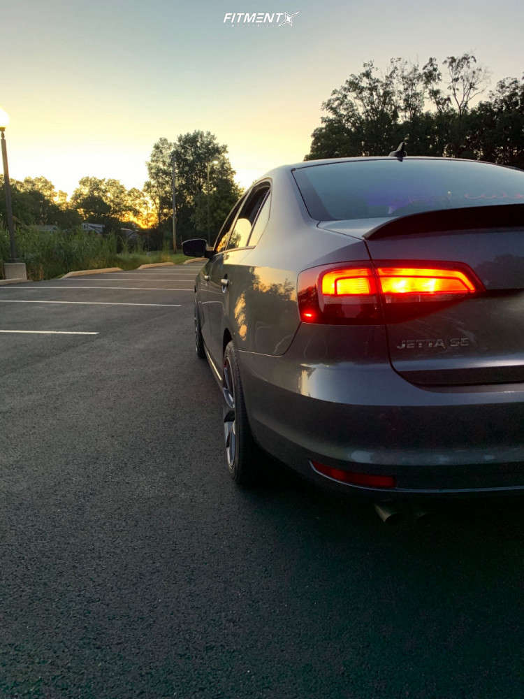 2016 Volkswagen Jetta SE with 17x8 Niche Misano and Hankook 225x45 on ...