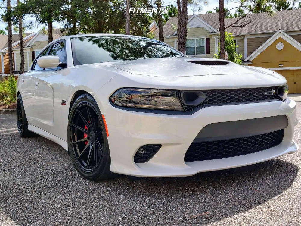 2016 Dodge Charger R/T Scat Pack with 20x10 Vertini Rf1.3 and Nitto 275x40 on Stock Suspension ...