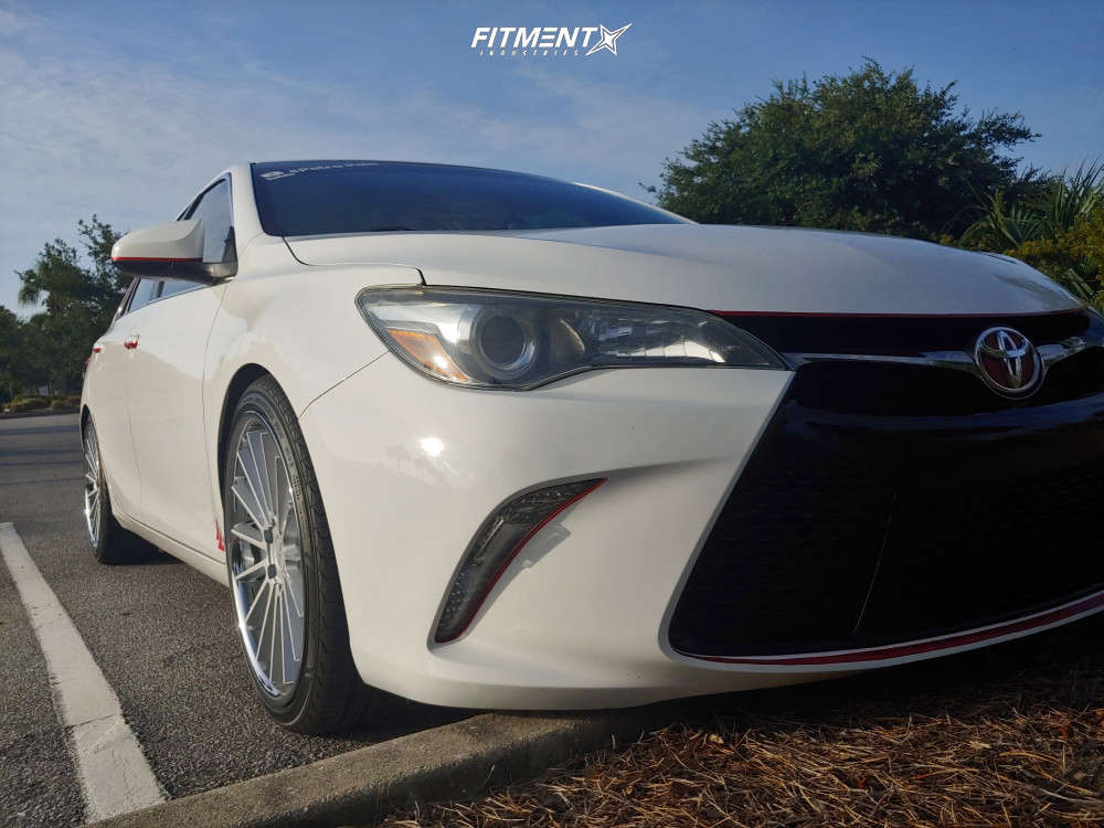 2016 Toyota Camry SE with 20x8.5 Ruff R3 and Sentury 245x35 on Lowering ...