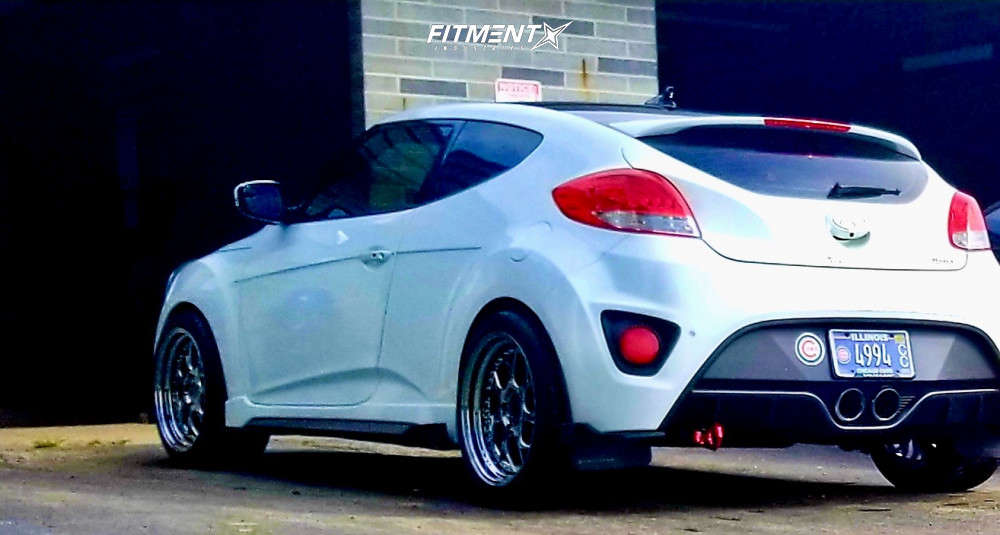 2016 Hyundai Veloster Turbo with 18x8.5 Aodhan Ds01 and Federal 265x35 ...