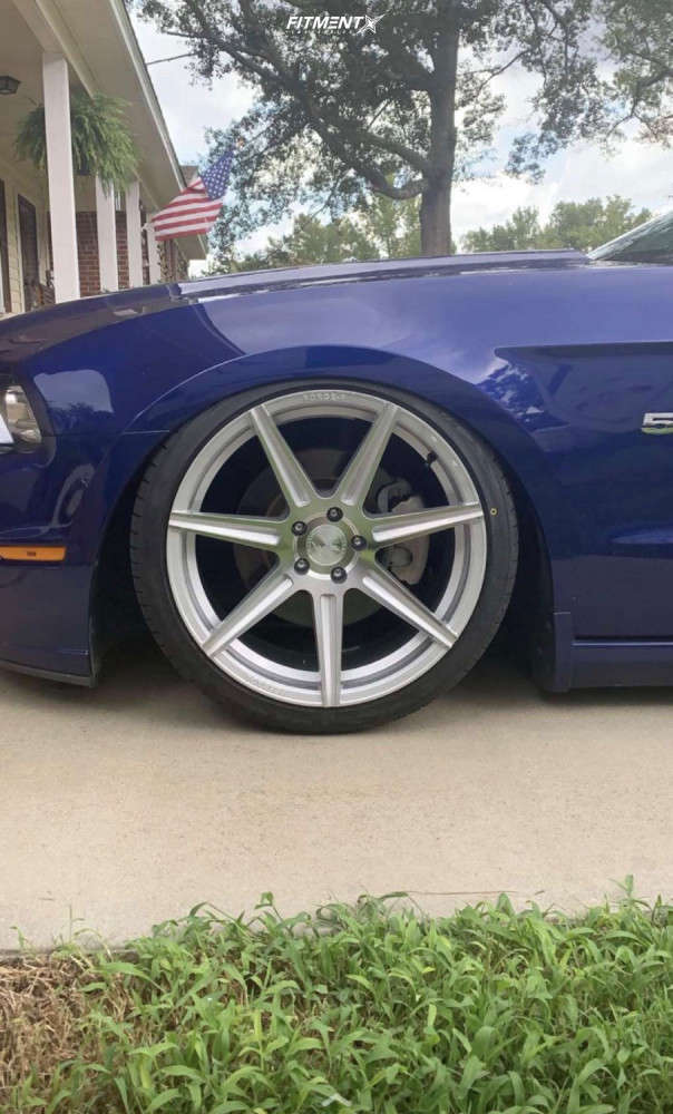 2013 Ford Mustang GT with 20x10 Ferrada F8-fr7 and Toyo Tires 255x35 on ...