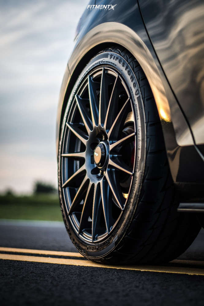 2017 Volkswagen GTI SE with 18x8 Konig Rennform and Firestone 225x40 on ...