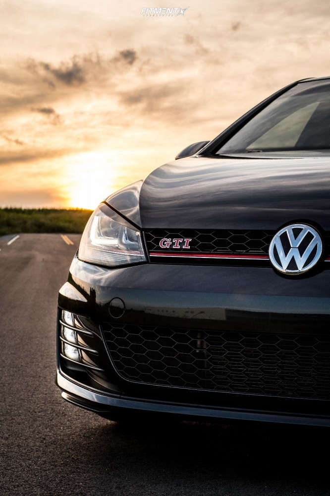 2017 Volkswagen GTI SE with 18x8 Konig Rennform and Firestone 225x40 on ...