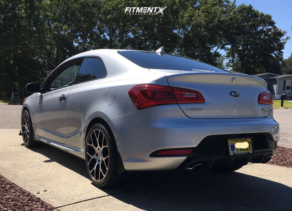 2016 Kia Forte Koup SX with 18x8 Ravetti M8 and Hankook 225x40 on Stock ...
