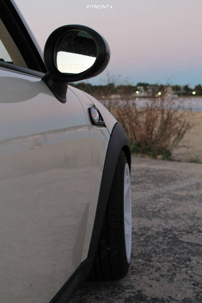 2013 Mini Cooper S with 16x8 3SDM 0.05 and Hankook 205x45 on Coilovers ...