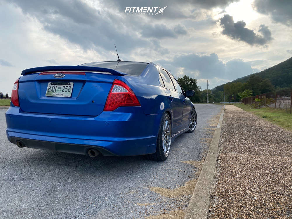 2012 Ford Fusion Sport with 18x8.5 JNC Jnc006 and Falken 235x40 on ...