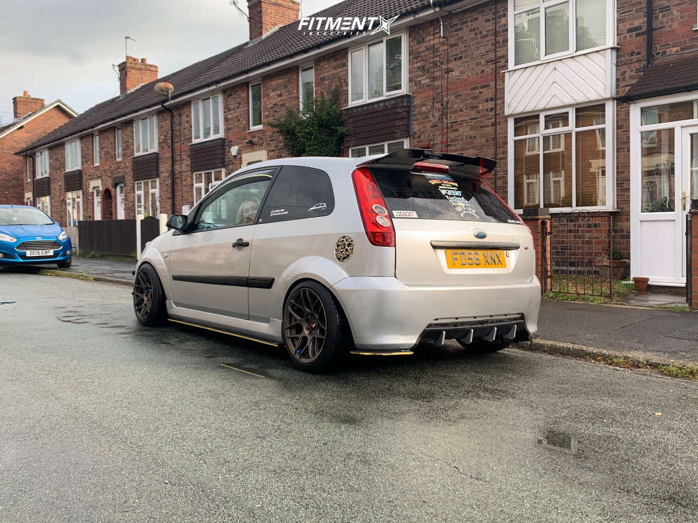 2006 Ford Fiesta Base with 16x8 Japan Racing Jr18 and Nankang 195x45 on ...
