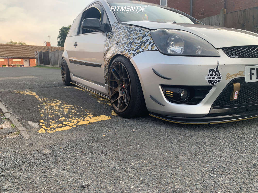 2006 Ford Fiesta Base with 16x8 Japan Racing Jr18 and Nankang 195x45 on ...