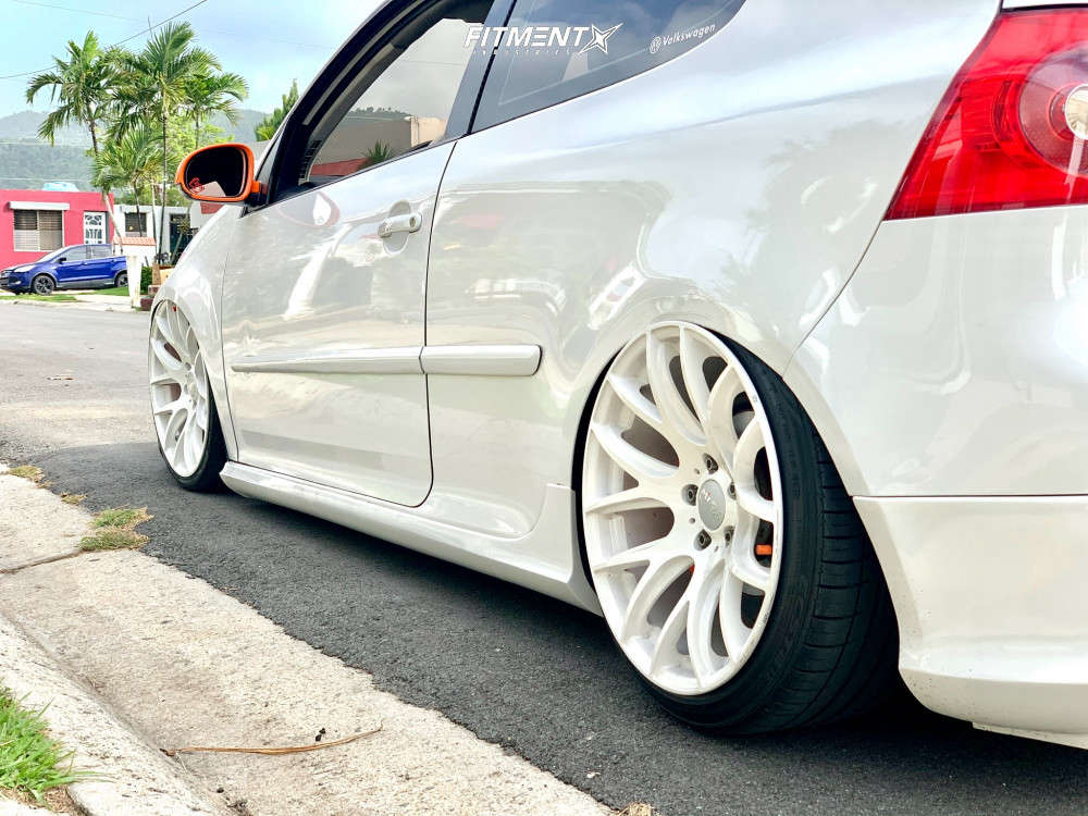 2007 Volkswagen Rabbit 2.5 with 18x8.5 Miro Type 111 and Atlas 215x35 ...