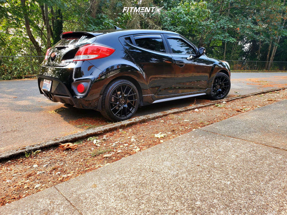 2015 Hyundai Veloster Turbo with 18x8 Enkei Tm7 and Nitto 215x40 on ...