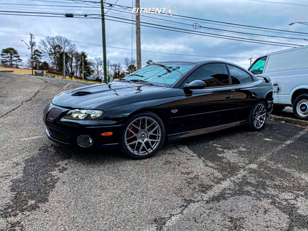 2006 Pontiac GTO Base with 18x8 Flow One Race Spec F2 and Falken 235x40 ...