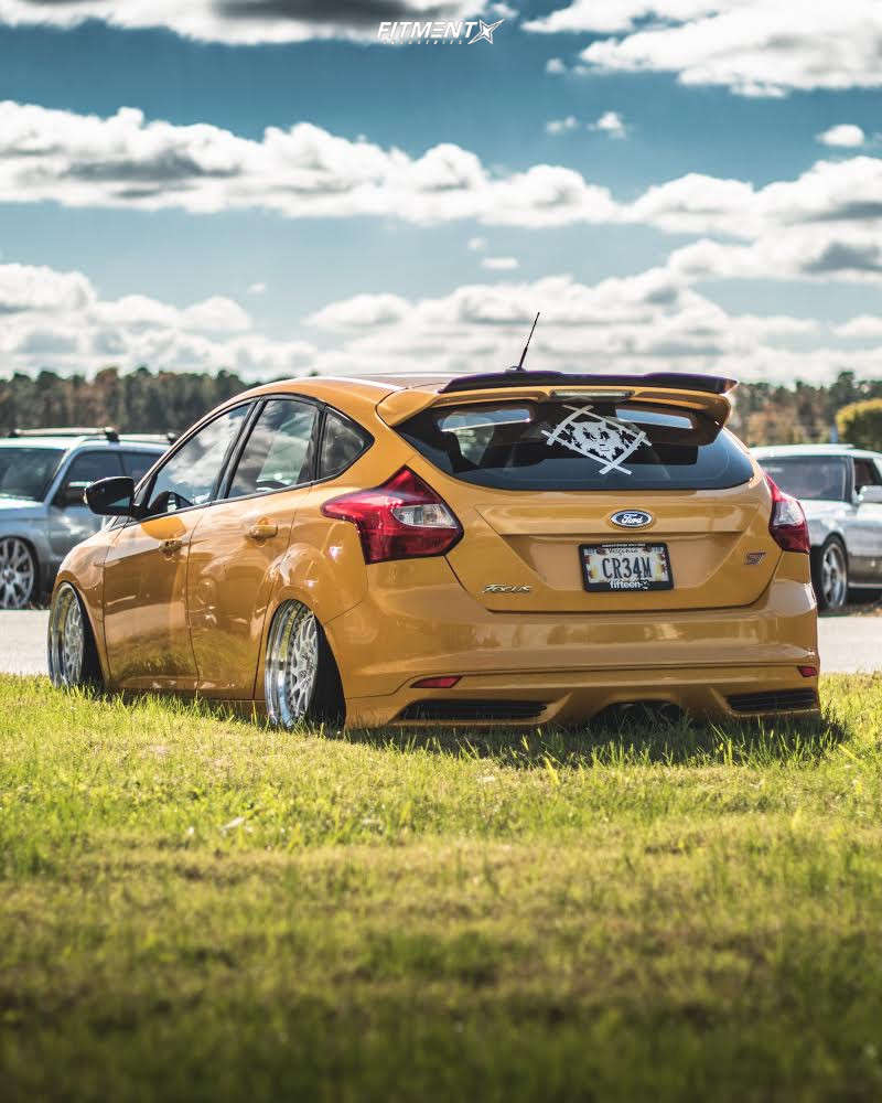 2013 Ford Focus ST with 18x9.5 Heritage Hokkaido Directional and ...