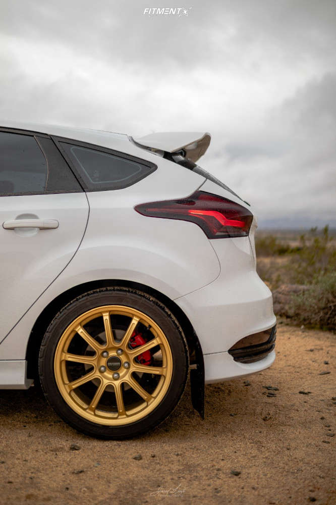 2018 Ford Focus ST with 18x8 Method 503 Rally and BFGoodrich 235x40 on ...