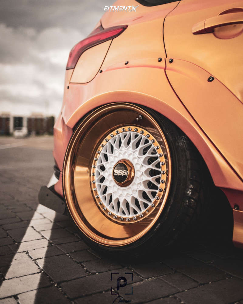 2017 Ford Focus ST with 18x10.5 BBS Rs and Achilles 215x40 on Air ...