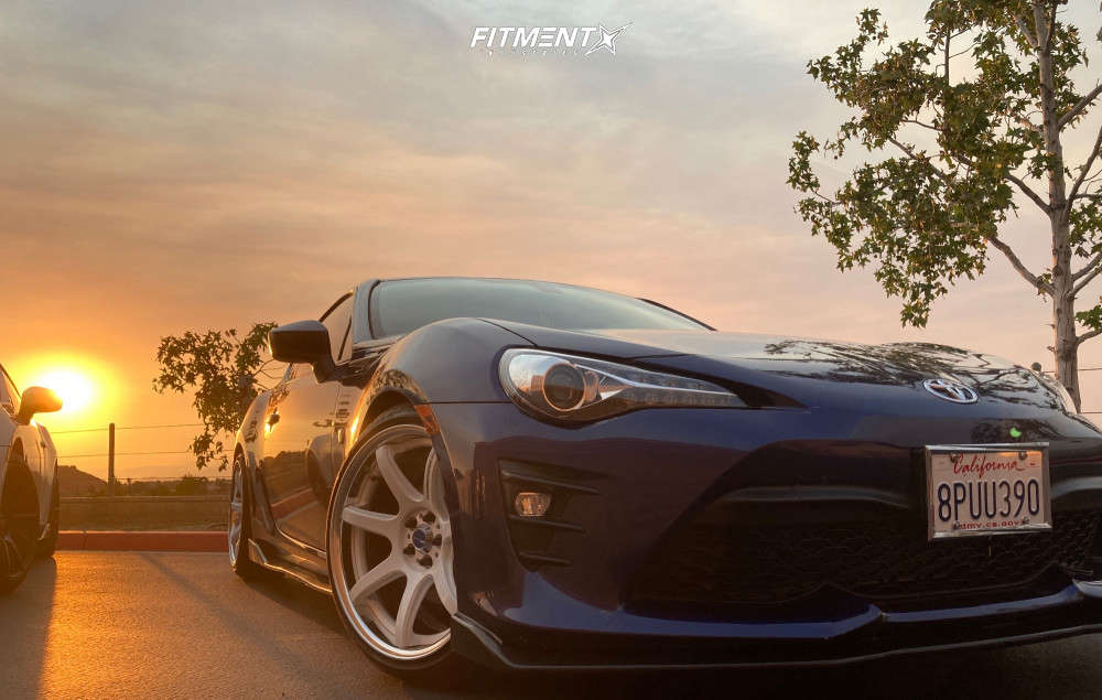 2020 Toyota 86 GT with 18x9.5 Work Emotion T7r 2p and Pirelli 225x40 on ...