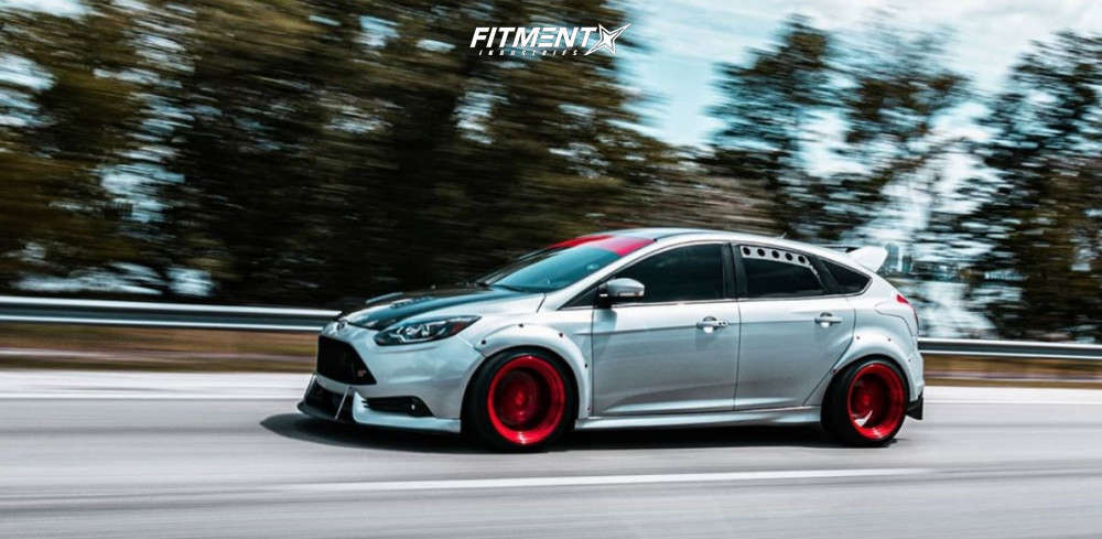 2013 Ford Focus ST with 18x10.5 Motegi Forged Mr400 and Falken 265x35 on Coilovers | 1269884 ...