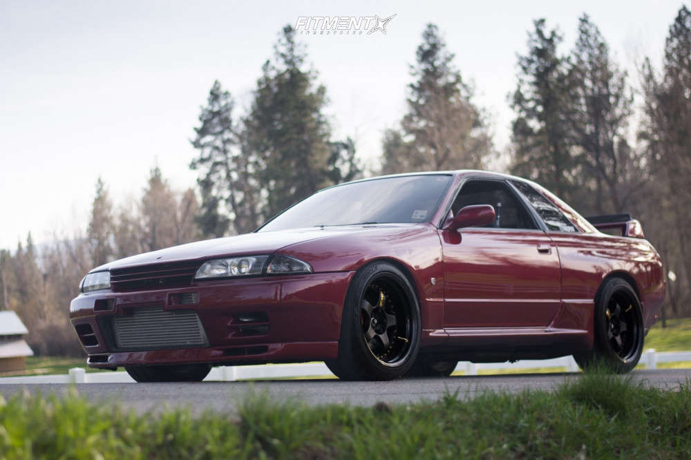 1991 Nissan Skyline R32 Base with 18x11 Work Meister S1 3p and Nitto ...