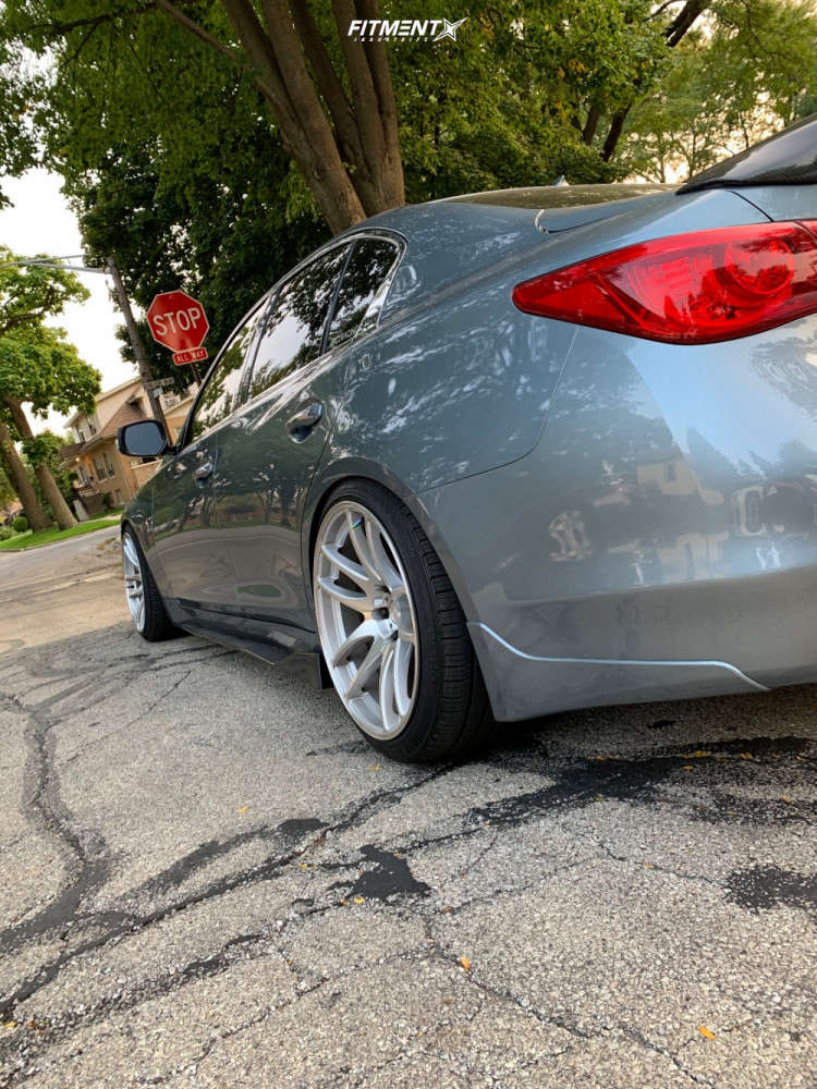 2015 INFINITI Q50 Premium with 19x10.5 ESR Sr08 and Kumho 255x35 on Coilovers | 1276631 ...