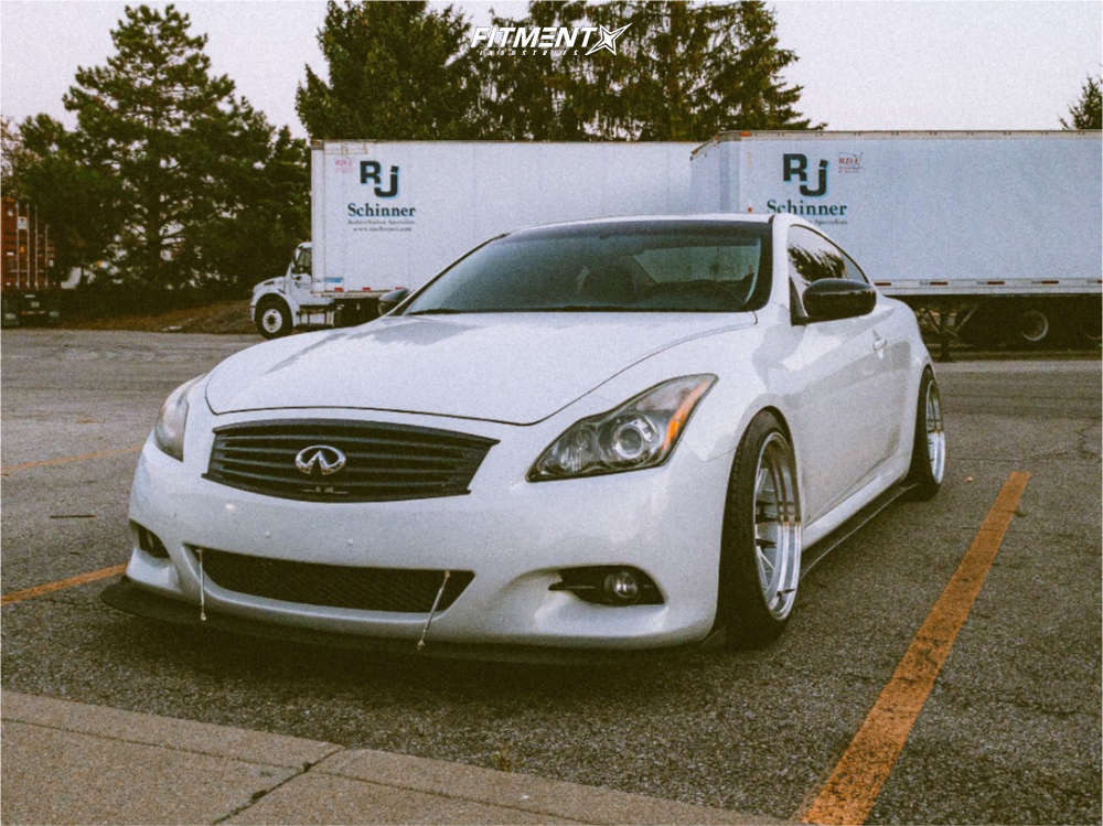 2011 INFINITI G37 Base with 18x10.5 Aodhan Ds06 and Nankang 255x40 on ...