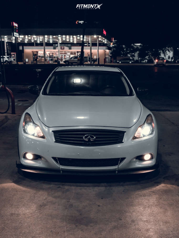 2011 INFINITI G37 Base with 18x10.5 Aodhan Ds06 and Nankang 255x40 on ...