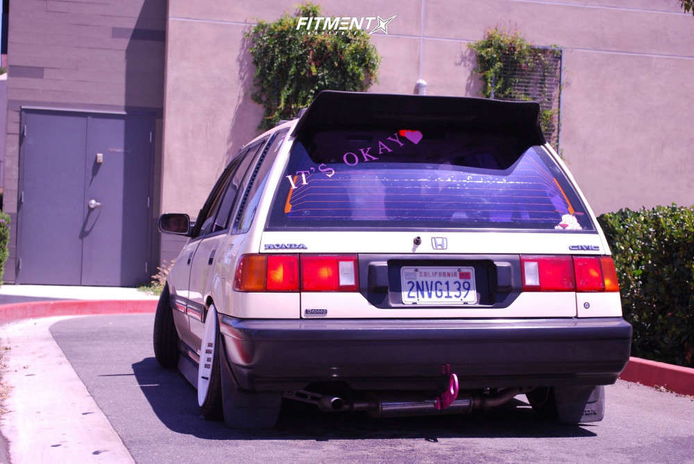 1989 Honda Civic Wagovan with 16x8 Diamond Racing Smoothie and Federal ...