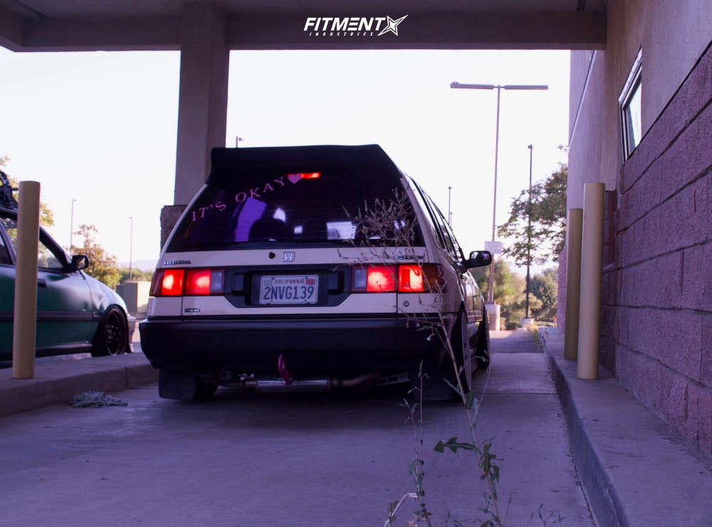 1989 Honda Civic Wagovan with 16x8 Diamond Racing Smoothie and Federal ...