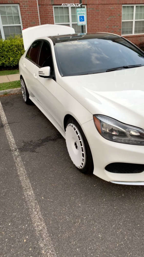 2016 Mercedes-Benz E350 4Matic with 19x8.5 Rotiform Rse and Yokohama ...