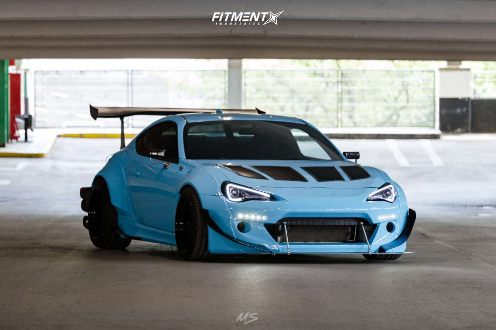 2014 Scion FR-S Base with 18x10.5 Forgestar M14 and Falken 255x35 on ...