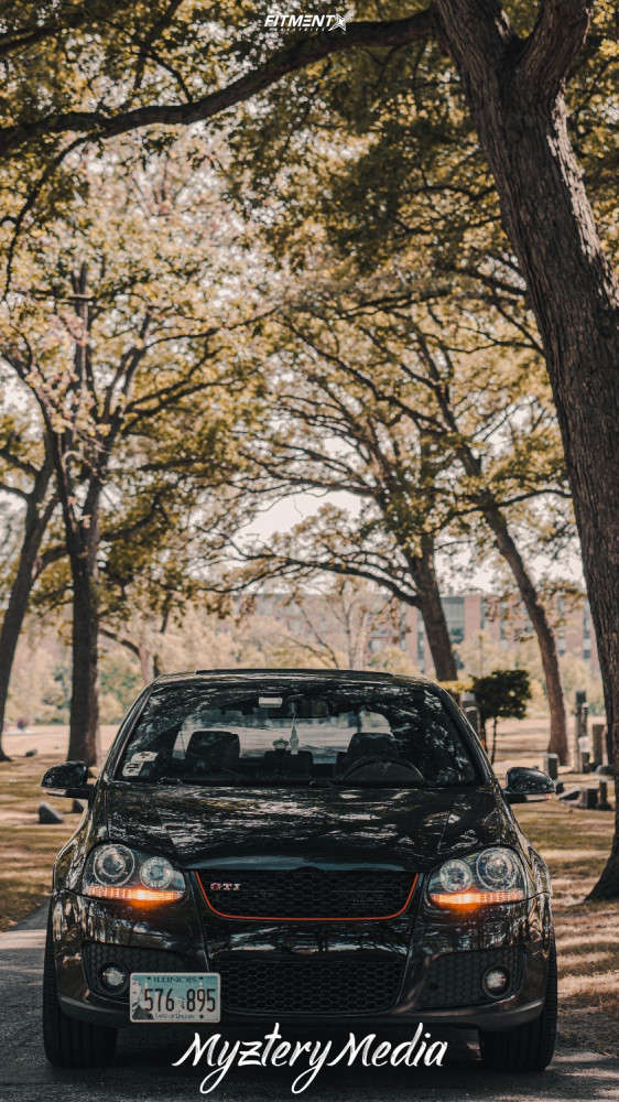 2007 Volkswagen GTI Base with 18x8.5 3SDM 0.04 and Yokohama 235x40 on ...