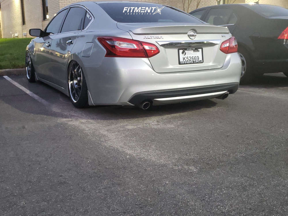 2016 Nissan Altima SR with 19x9.5 Privat Rennstadt and Achilles 245x35 ...