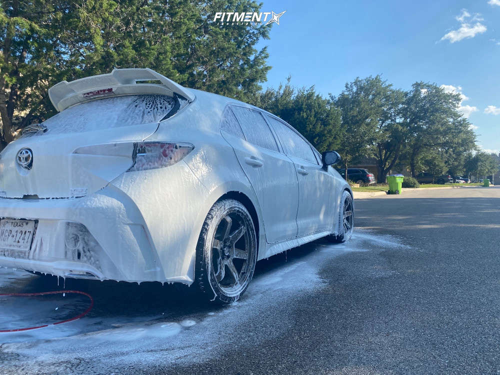 2019 Toyota Corolla XSE with 18x9.5 AVID1 AV6 and Michelin 255x35 on ...
