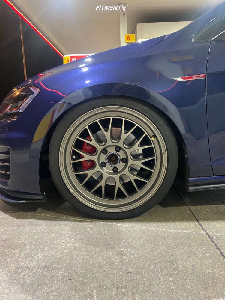 2016 Volkswagen GTI S with 19x8.5 Fifteen52 Holeshot and Federal 235x40 ...