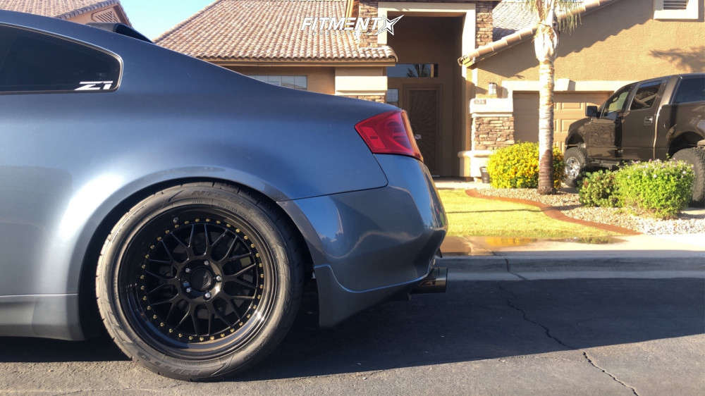 2005 INFINITI G35 Base with 18x8.5 Aodhan Ah02 and Nitto 245x40 on ...