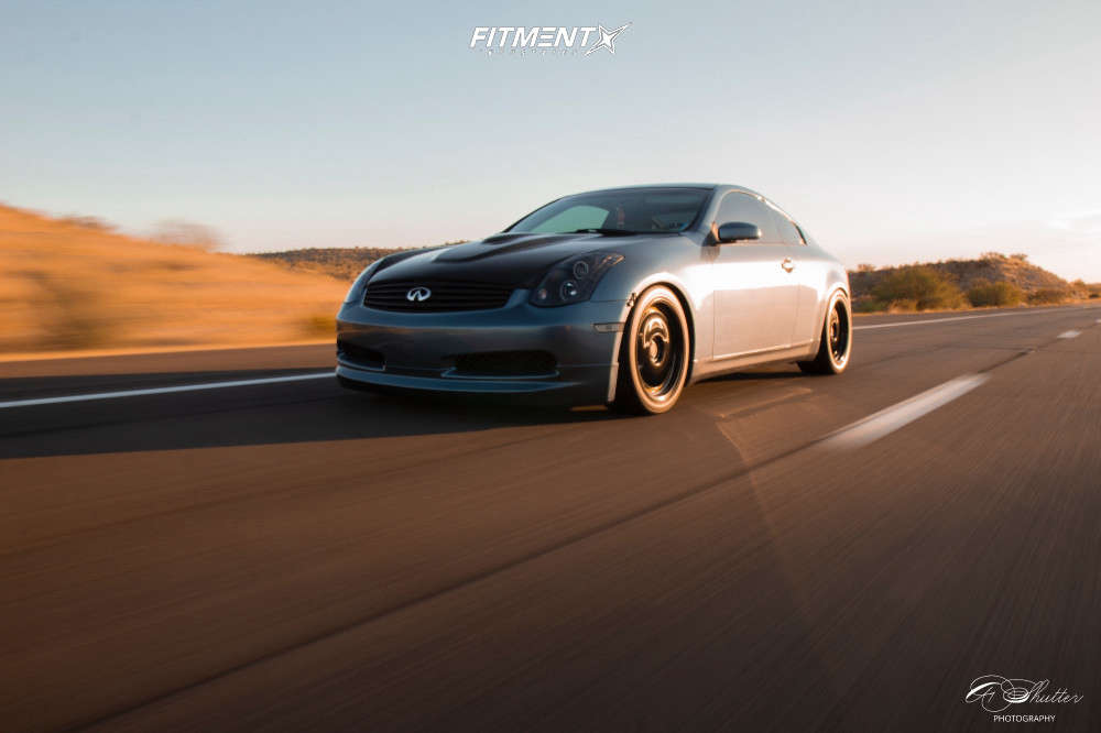 2005 INFINITI G35 Base with 18x8.5 Aodhan Ah02 and Nitto 245x40 on ...