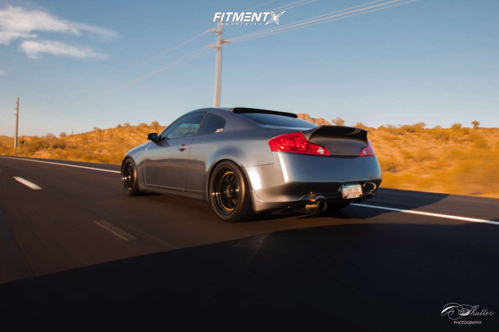 2005 INFINITI G35 Base with 18x8.5 Aodhan Ah02 and Nitto 245x40 on ...