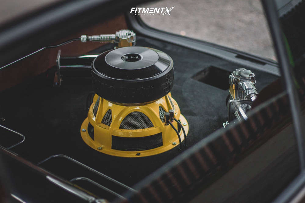 2010 Volkswagen Golf TDI with 18x10.5 Rennen International R55 and ...